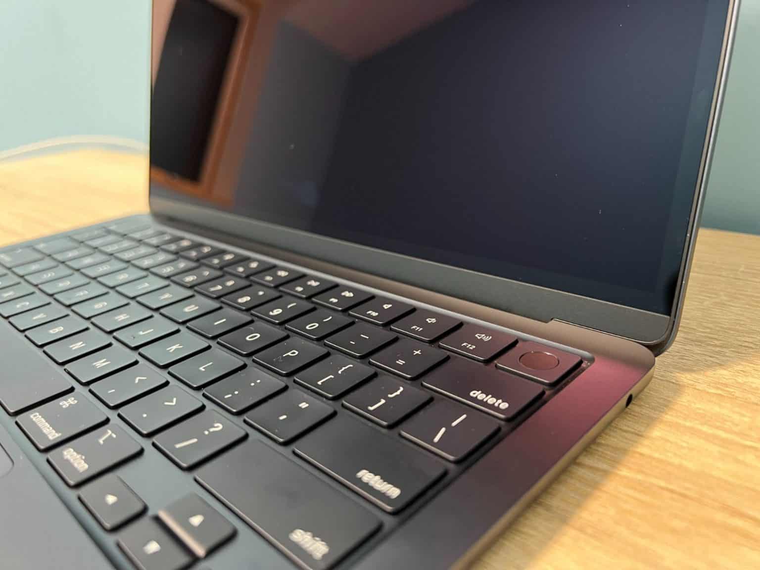 9 Best Fanless Laptops in 2024 [Quiet + Effective Heat Dissipation]